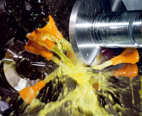 Clean Coolant Optimizes Grinder Throughput | UNITED GRINDING