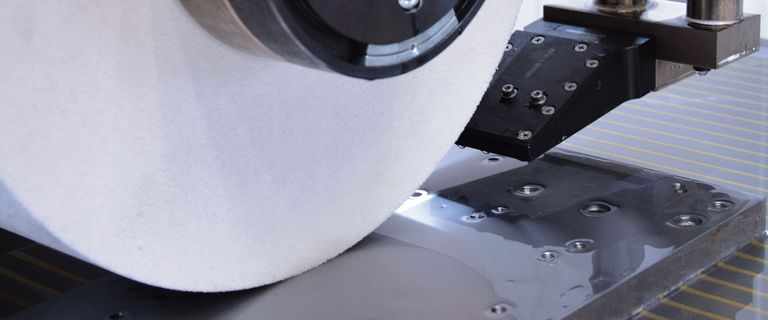 Surface & Profile Grinding Machines | UNITED GRINDING North America