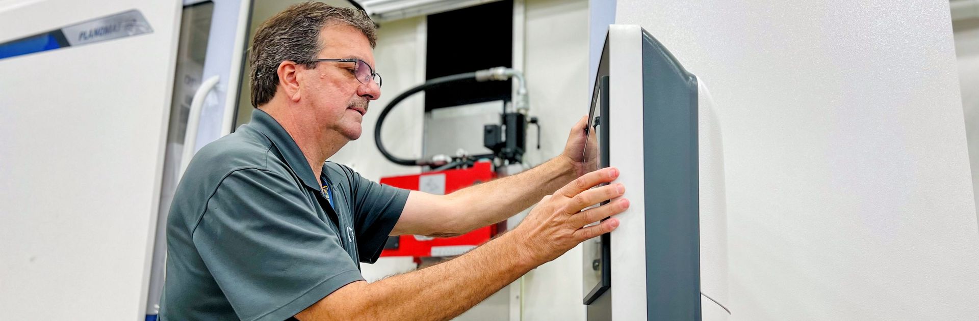 All About the New BLOHM PLANOMAT Broach Grinding Configuration | UNITED ...