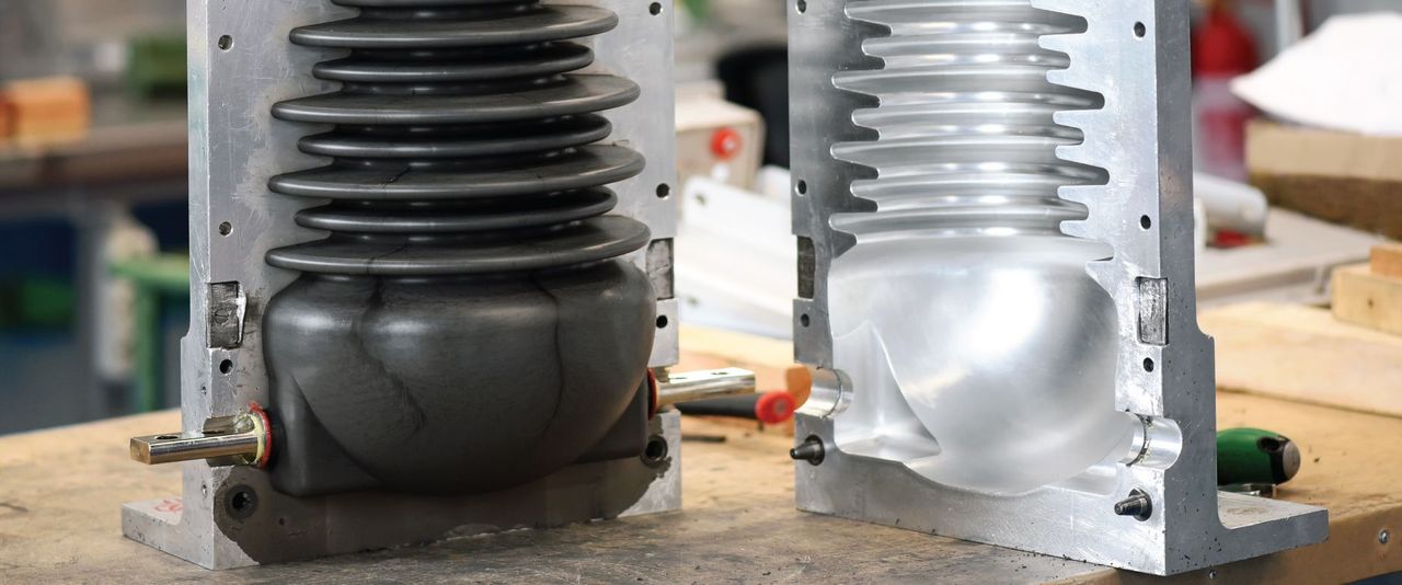 Internal Universal Grinding Applications | UNITED GRINDING North America